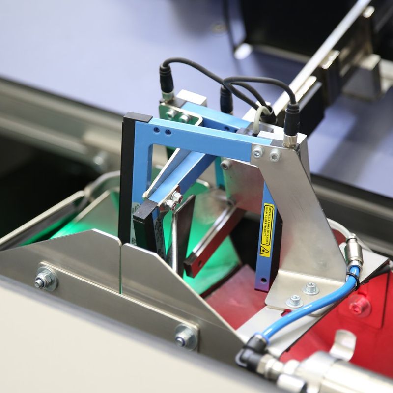 short-stroke wafer stage.