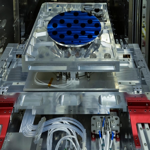 short-stroke wafer stage.